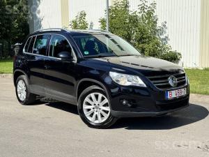 Melns Volkswagen Tiguan 2009 Rīga, ar dzinēja tilpumu 2.00 L un nobraukumu 240 tūkst. km par 6000 €, foto 11 vietnē AUTOMOTO.COM.LV