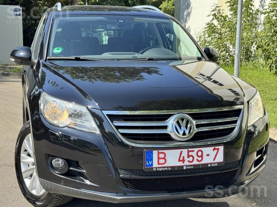 Melns Volkswagen Tiguan 2009 Rīga, ar dzinēja tilpumu 2.00 L un nobraukumu 240 tūkst. km par 6000 €, foto 12 vietnē AUTOMOTO.COM.LV
