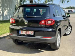Melns Volkswagen Tiguan 2009 Rīga, ar dzinēja tilpumu 2.00 L un nobraukumu 240 tūkst. km par 6000 €, foto 10 vietnē AUTOMOTO.COM.LV