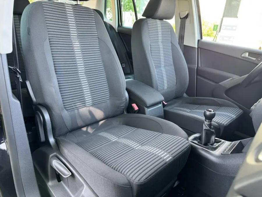 Melns Volkswagen Tiguan 2009 Rīga, ar dzinēja tilpumu 2.00 L un nobraukumu 240 tūkst. km par 6000 €, foto 34 vietnē AUTOMOTO.COM.LV