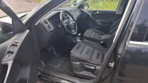 Black Volkswagen Tiguan 2009 in Siauliai, with an engine capacity of 2.00 L and mileage of 337 thousand km for 3750 €, photo 10 on AUTOMOTO.COM.LV