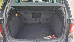 Black Volkswagen Tiguan 2009 in Siauliai, with an engine capacity of 2.00 L and mileage of 337 thousand km for 3750 €, photo 13 on AUTOMOTO.COM.LV