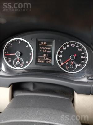 Melns Volkswagen Tiguan 2009 Liepāja, ar dzinēja tilpumu 2.00 L un nobraukumu 208 tūkst. km par 3600 €, foto 3 vietnē AUTOMOTO.COM.LV