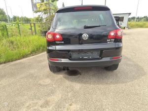Melns Volkswagen Tiguan 2009 Utena, ar dzinēja tilpumu 1.98 L un nobraukumu 193 tūkst. km par 5950 €, foto 6 vietnē AUTOMOTO.COM.LV