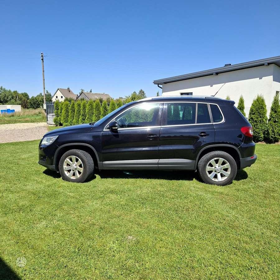 Melns Volkswagen Tiguan 2009 Kauņa, ar dzinēja tilpumu 1.39 L un nobraukumu 240 tūkst. km par 4500 €, foto 6 vietnē AUTOMOTO.COM.LV