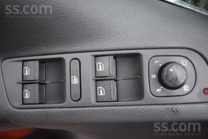 Black Volkswagen Tiguan 2009 in Talsi, with an engine capacity of 2.00 L and mileage of 293 thousand km for 6700 €, photo 24 on AUTOMOTO.COM.LV