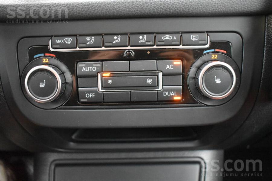 Black Volkswagen Tiguan 2009 in Talsi, with an engine capacity of 2.00 L and mileage of 293 thousand km for 6700 €, photo 33 on AUTOMOTO.COM.LV