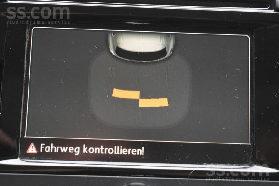 Black Volkswagen Tiguan 2009 in Talsi, with an engine capacity of 2.00 L and mileage of 293 thousand km for 6700 €, photo 42 on AUTOMOTO.COM.LV