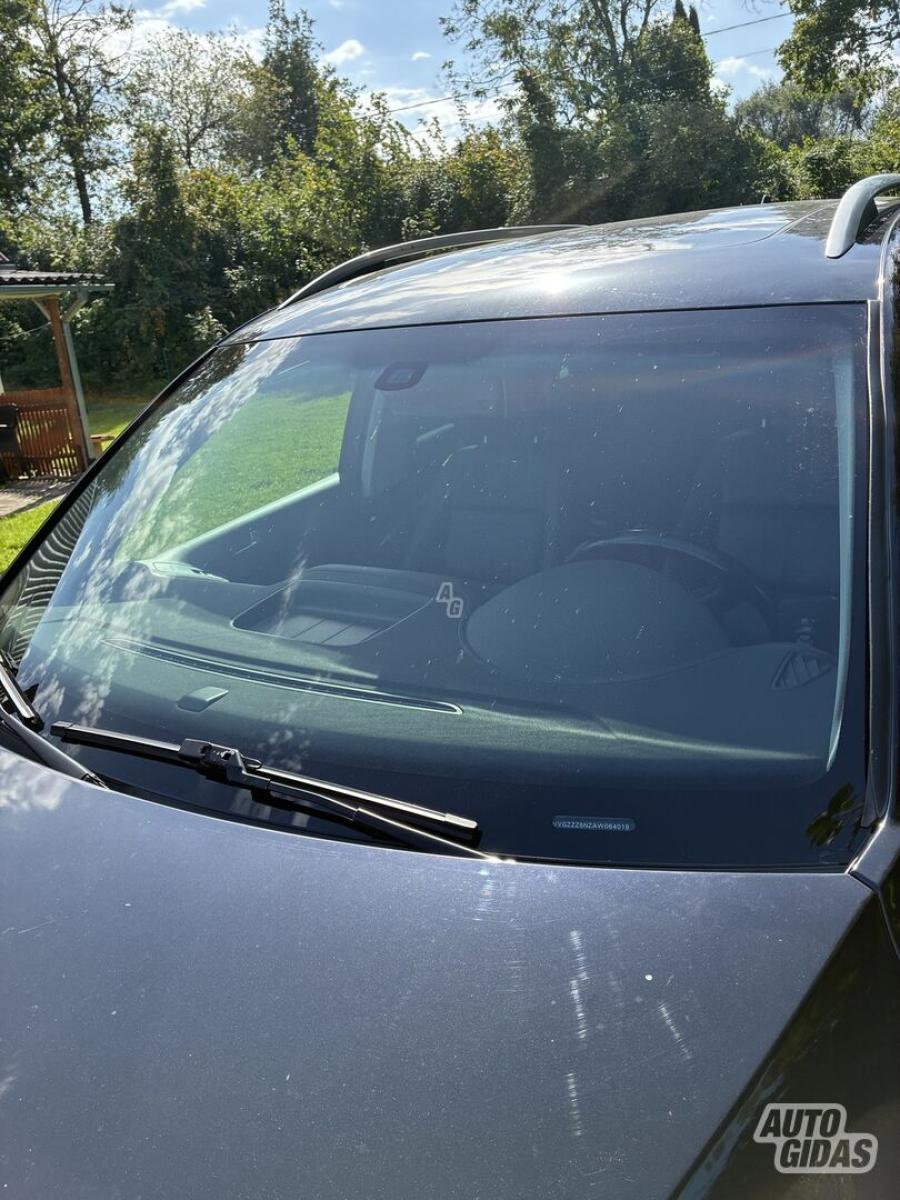 Melns Volkswagen Tiguan 2009 Radviliškis, ar dzinēja tilpumu 2.00 L un nobraukumu 198 tūkst. km par 6400 €, foto 8 vietnē AUTOMOTO.COM.LV