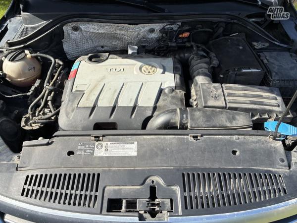 Melns Volkswagen Tiguan 2009 Radviliškis, ar dzinēja tilpumu 2.00 L un nobraukumu 198 tūkst. km par 6400 €, foto 9 vietnē AUTOMOTO.COM.LV