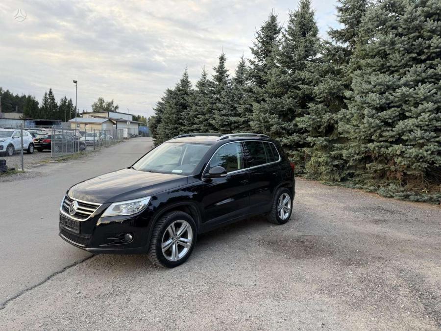 Melns Volkswagen Tiguan 2009 Utena, ar dzinēja tilpumu 2.00 L un nobraukumu 197 tūkst. km par 7100 €, foto 3 vietnē AUTOMOTO.COM.LV