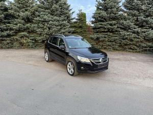 Melns Volkswagen Tiguan 2009 Utena, ar dzinēja tilpumu 2.00 L un nobraukumu 197 tūkst. km par 7100 €, foto 5 vietnē AUTOMOTO.COM.LV