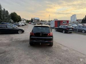 Melns Volkswagen Tiguan 2009 Utena, ar dzinēja tilpumu 2.00 L un nobraukumu 197 tūkst. km par 7100 €, foto 13 vietnē AUTOMOTO.COM.LV
