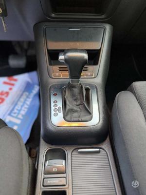 Melns Volkswagen Tiguan 2009 Utena, ar dzinēja tilpumu 2.00 L un nobraukumu 197 tūkst. km par 7100 €, foto 22 vietnē AUTOMOTO.COM.LV