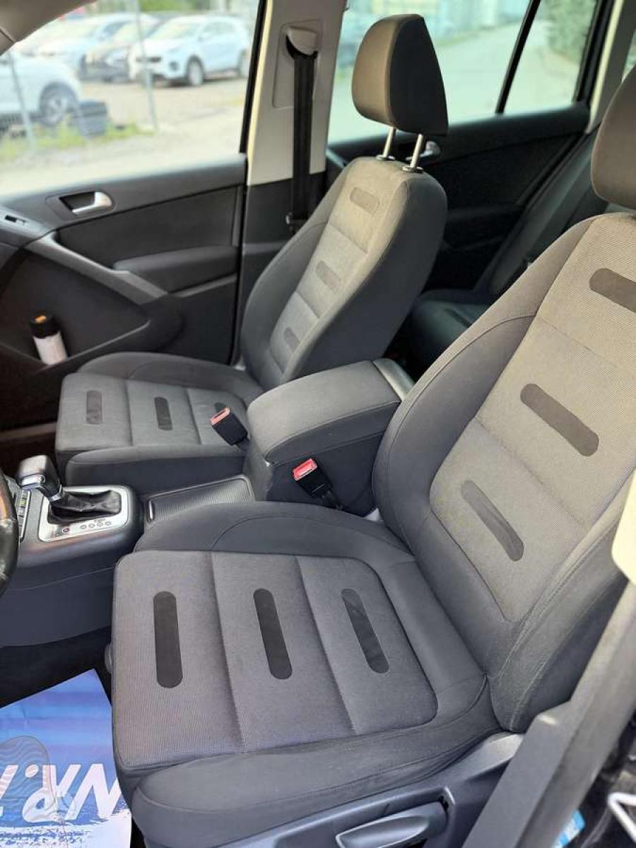 Melns Volkswagen Tiguan 2009 Utena, ar dzinēja tilpumu 2.00 L un nobraukumu 197 tūkst. km par 7100 €, foto 25 vietnē AUTOMOTO.COM.LV