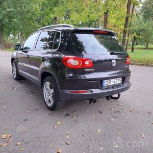 Melns Volkswagen Tiguan 2009 Rēzekne, ar dzinēja tilpumu 2.00 L un nobraukumu 0 tūkst. km par 5750 €, foto 8 vietnē AUTOMOTO.COM.LV