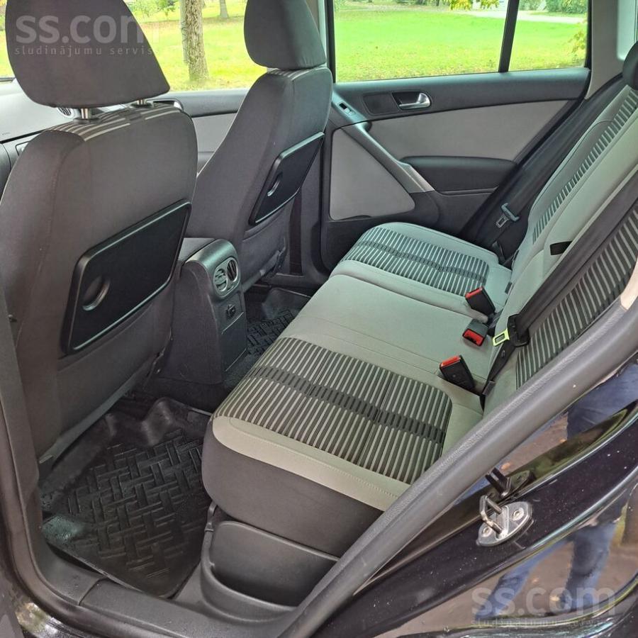 Melns Volkswagen Tiguan 2009 Rēzekne, ar dzinēja tilpumu 2.00 L un nobraukumu 0 tūkst. km par 5750 €, foto 10 vietnē AUTOMOTO.COM.LV