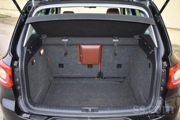 Melns Volkswagen Tiguan 2009 Talsi, ar dzinēja tilpumu 2.00 L un nobraukumu 210 tūkst. km par 6900 €, foto 10 vietnē AUTOMOTO.COM.LV