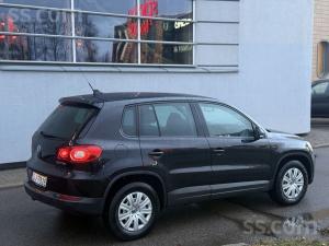 Black Volkswagen Tiguan 2010 in Riga, with an engine capacity of 2.00 L and mileage of 0 thousand km for 5400 €, photo 3 on AUTOMOTO.COM.LV