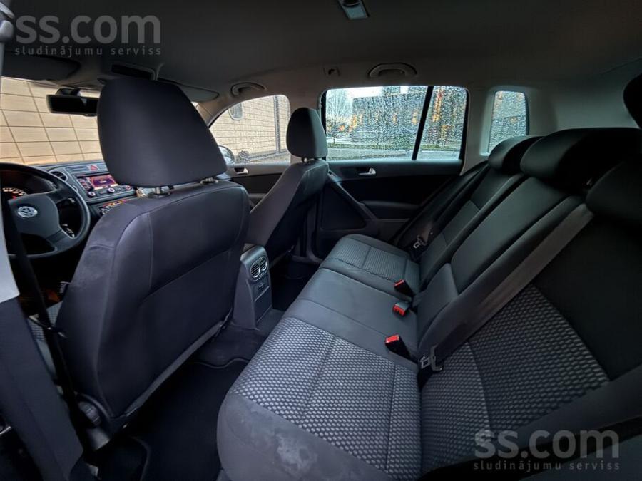 Black Volkswagen Tiguan 2010 in Riga, with an engine capacity of 2.00 L and mileage of 0 thousand km for 5400 €, photo 8 on AUTOMOTO.COM.LV