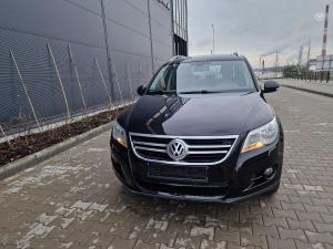Melns Volkswagen Tiguan 2010 Viļņa, ar dzinēja tilpumu 1.97 L un nobraukumu 219 tūkst. km par 6650 €, foto 2 vietnē AUTOMOTO.COM.LV