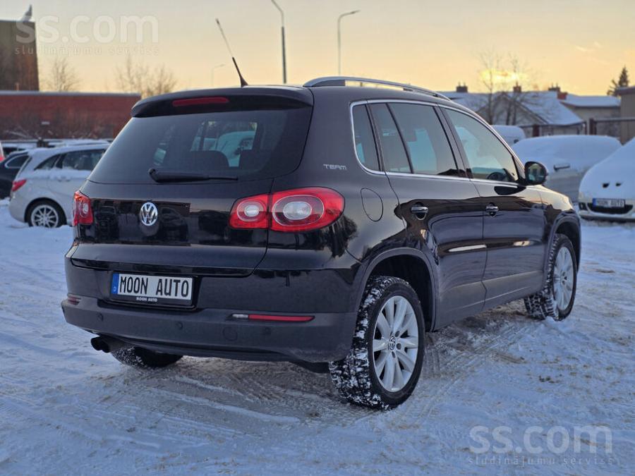 Melns Volkswagen Tiguan 2010 Liepāja, ar dzinēja tilpumu 1.40 L un nobraukumu 0 tūkst. km par 6590 €, foto 6 vietnē AUTOMOTO.COM.LV