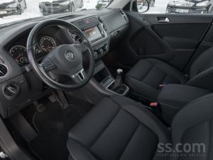 Melns Volkswagen Tiguan 2010 Liepāja, ar dzinēja tilpumu 1.40 L un nobraukumu 0 tūkst. km par 6590 €, foto 10 vietnē AUTOMOTO.COM.LV