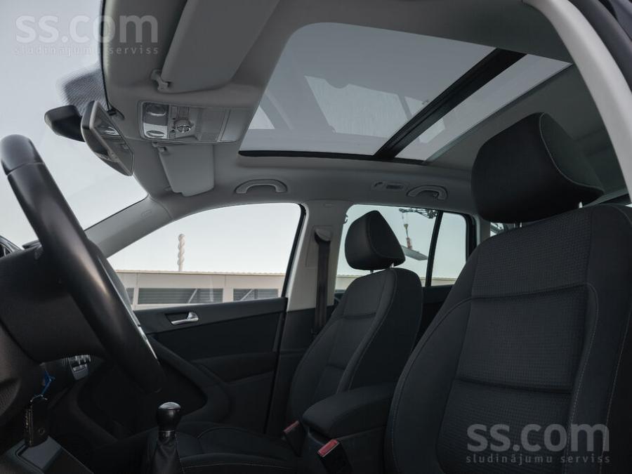 Melns Volkswagen Tiguan 2010 Liepāja, ar dzinēja tilpumu 1.40 L un nobraukumu 0 tūkst. km par 6590 €, foto 12 vietnē AUTOMOTO.COM.LV