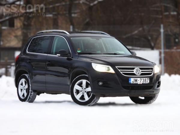 Melns Volkswagen Tiguan 2010 Rīga, ar dzinēja tilpumu 2.00 L un nobraukumu 332 tūkst. km par 6990 €, foto 3 vietnē AUTOMOTO.COM.LV