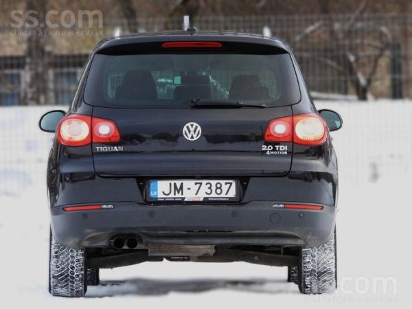 Melns Volkswagen Tiguan 2010 Rīga, ar dzinēja tilpumu 2.00 L un nobraukumu 332 tūkst. km par 6990 €, foto 5 vietnē AUTOMOTO.COM.LV