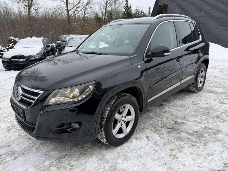 Melns Volkswagen Tiguan 2010 Kauņa, ar dzinēja tilpumu 1.97 L un nobraukumu 280 tūkst. km par 7200 €, foto 1 vietnē AUTOMOTO.COM.LV