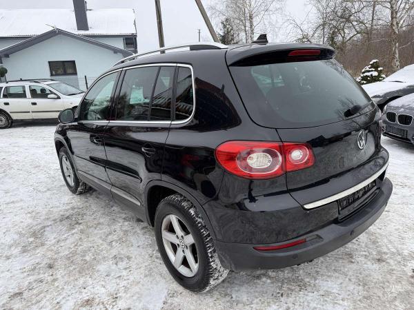Melns Volkswagen Tiguan 2010 Kauņa, ar dzinēja tilpumu 1.97 L un nobraukumu 280 tūkst. km par 7200 €, foto 7 vietnē AUTOMOTO.COM.LV