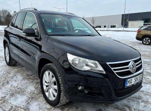 Black Volkswagen Tiguan 2010 in Vilnius, with an engine capacity of 1.40 L and mileage of 233 thousand km for 5500 €, photo  on AUTOMOTO.COM.LV