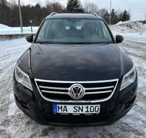 Black Volkswagen Tiguan 2010 in Vilnius, with an engine capacity of 1.40 L and mileage of 233 thousand km for 5500 €, photo 5 on AUTOMOTO.COM.LV