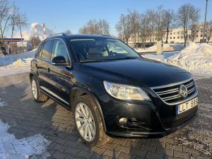 Melns Volkswagen Tiguan 2010 Kauņa, ar dzinēja tilpumu 2.00 L un nobraukumu 230 tūkst. km par 7500 €, foto 7 vietnē AUTOMOTO.COM.LV
