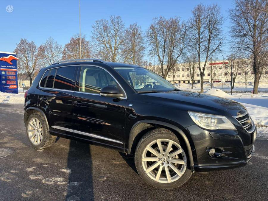 Melns Volkswagen Tiguan 2010 Kauņa, ar dzinēja tilpumu 2.00 L un nobraukumu 230 tūkst. km par 7500 €, foto 8 vietnē AUTOMOTO.COM.LV