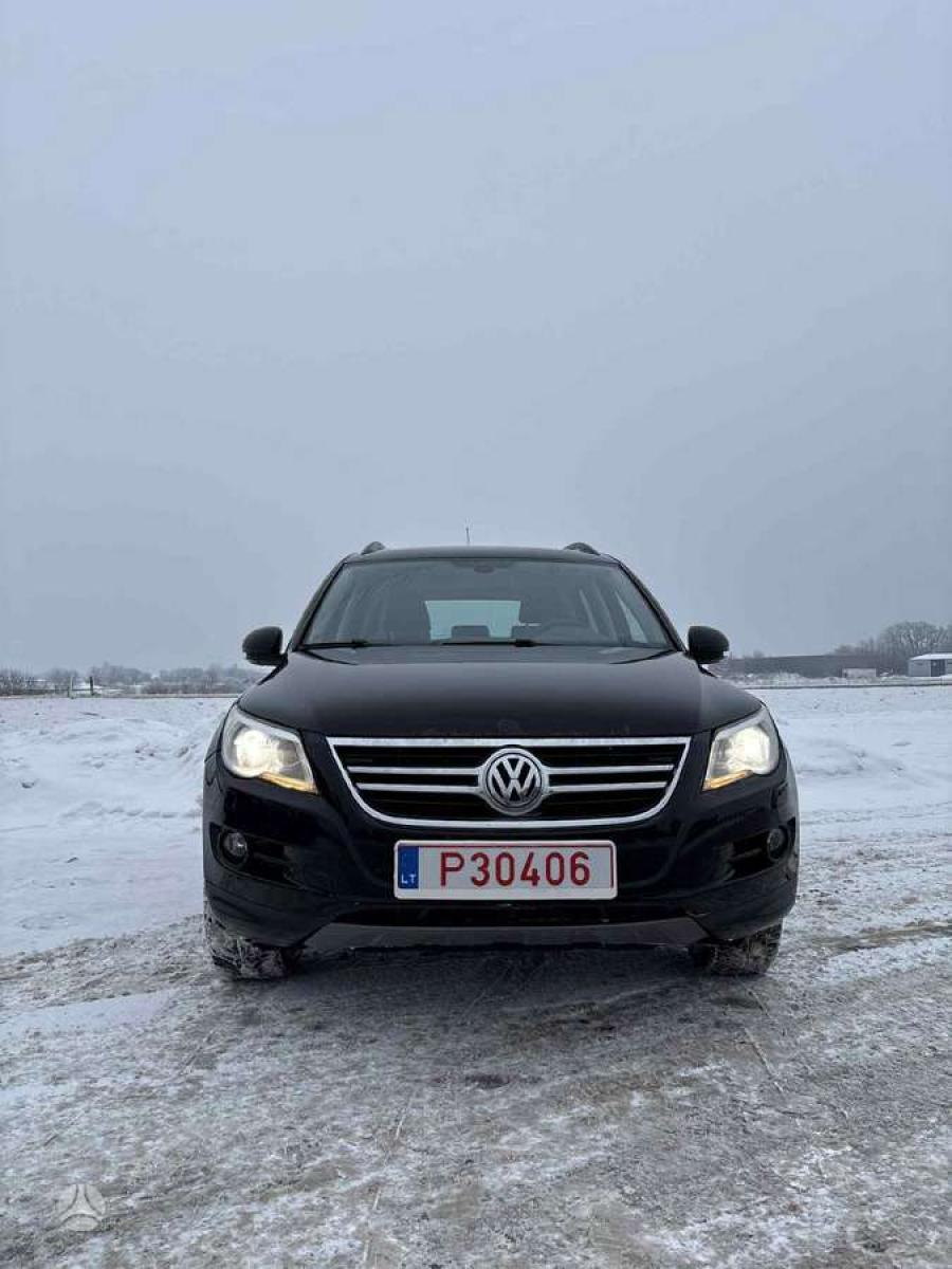 Melns Volkswagen Tiguan 2010 Kauņa, ar dzinēja tilpumu 1.98 L un nobraukumu 320 tūkst. km par 5800 €, foto 8 vietnē AUTOMOTO.COM.LV