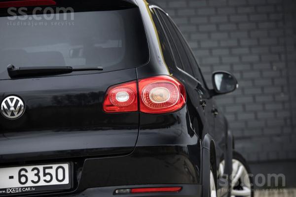 Black Volkswagen Tiguan 2010 in Tukums, with an engine capacity of 2.00 L and mileage of 0 thousand km for 8200 €, photo 4 on AUTOMOTO.COM.LV