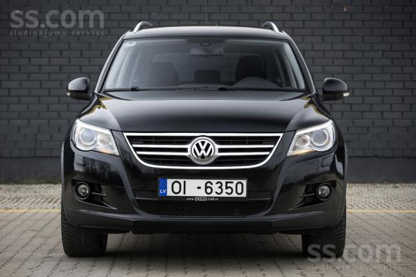 Black Volkswagen Tiguan 2010 in Tukums, with an engine capacity of 2.00 L and mileage of 0 thousand km for 8200 €, photo 5 on AUTOMOTO.COM.LV