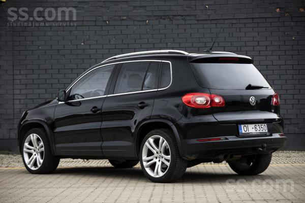 Black Volkswagen Tiguan 2010 in Tukums, with an engine capacity of 2.00 L and mileage of 0 thousand km for 8200 €, photo 8 on AUTOMOTO.COM.LV