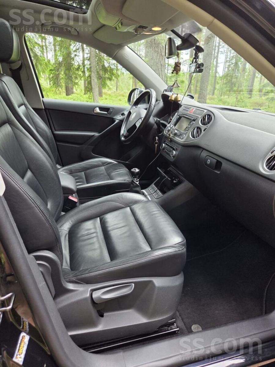 Melns Volkswagen Tiguan 2010 Rīga, ar dzinēja tilpumu 2.00 L un nobraukumu 236 tūkst. km par 5400 €, foto 7 vietnē AUTOMOTO.COM.LV
