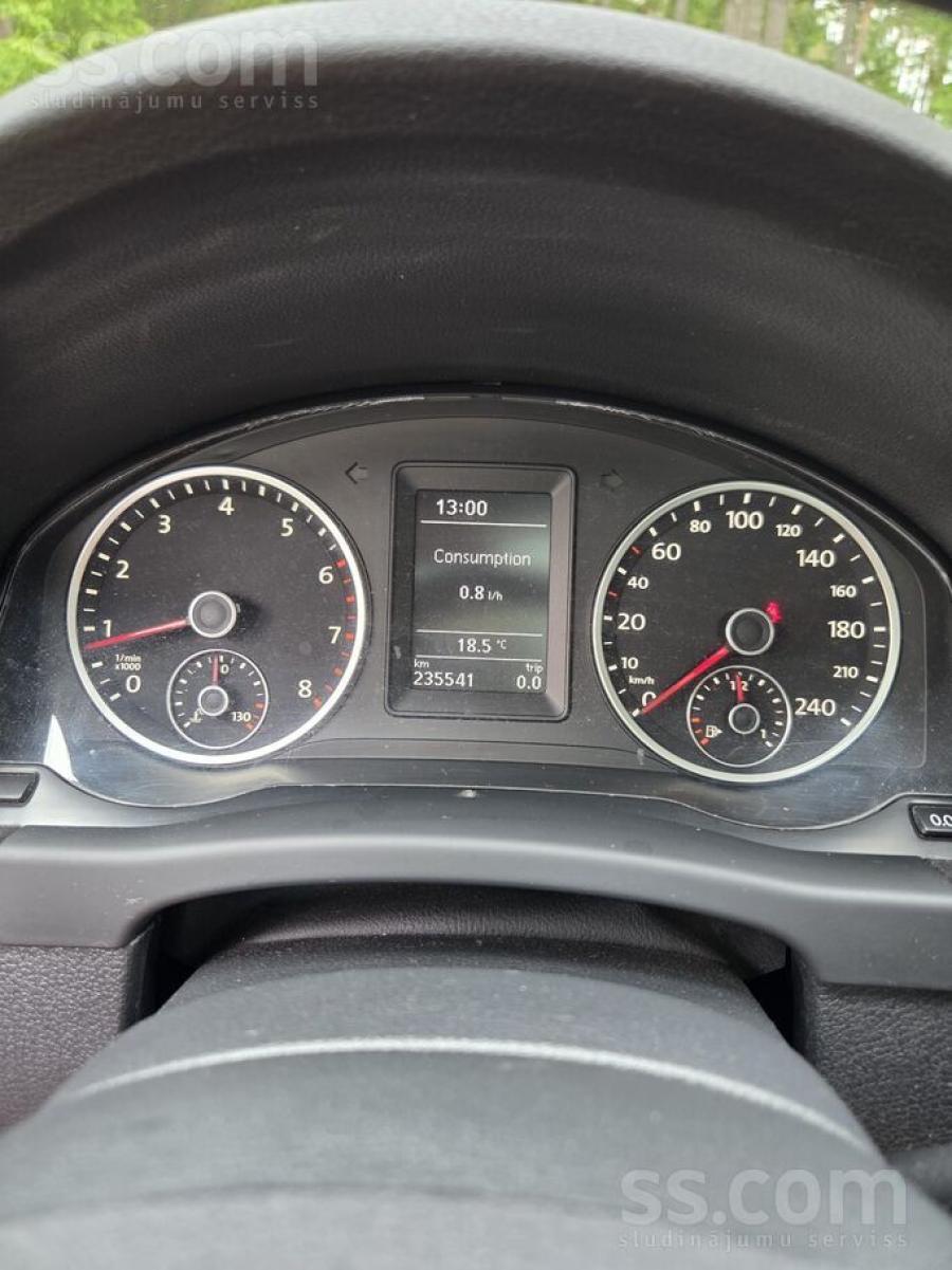 Melns Volkswagen Tiguan 2010 Rīga, ar dzinēja tilpumu 2.00 L un nobraukumu 236 tūkst. km par 5400 €, foto 11 vietnē AUTOMOTO.COM.LV