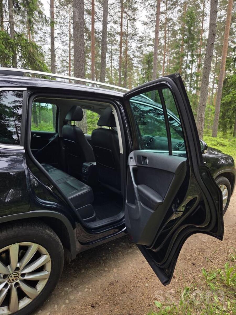 Melns Volkswagen Tiguan 2010 Rīga, ar dzinēja tilpumu 2.00 L un nobraukumu 236 tūkst. km par 5400 €, foto 14 vietnē AUTOMOTO.COM.LV