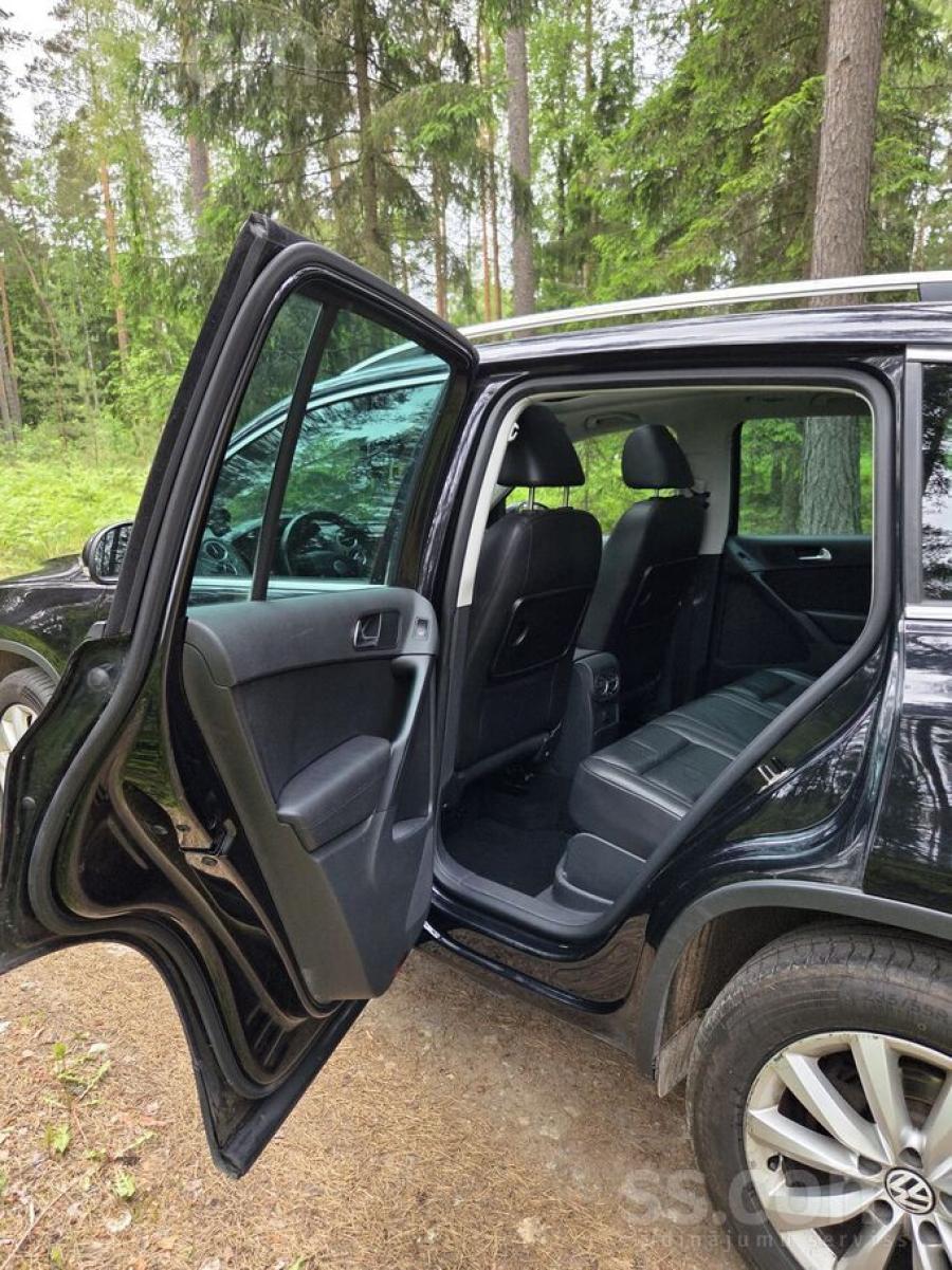 Melns Volkswagen Tiguan 2010 Rīga, ar dzinēja tilpumu 2.00 L un nobraukumu 236 tūkst. km par 5400 €, foto 16 vietnē AUTOMOTO.COM.LV