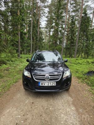 Melns Volkswagen Tiguan 2010 Rīga, ar dzinēja tilpumu 2.00 L un nobraukumu 236 tūkst. km par 5400 €, foto 19 vietnē AUTOMOTO.COM.LV