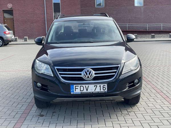 Melns Volkswagen Tiguan 2010 Kauņa, ar dzinēja tilpumu 1.97 L un nobraukumu 337 tūkst. km par 3100 €, foto 2 vietnē AUTOMOTO.COM.LV