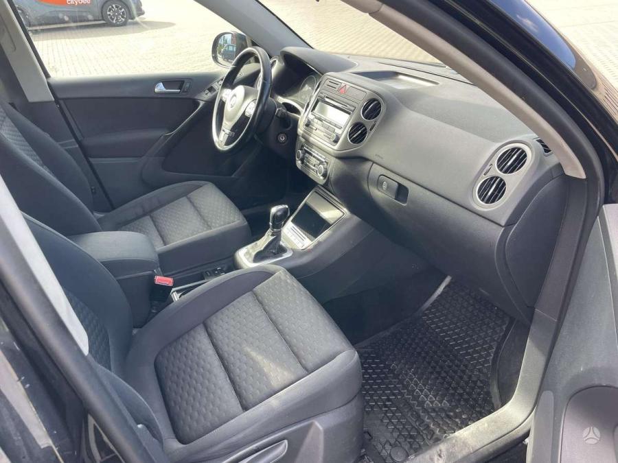 Melns Volkswagen Tiguan 2010 Kauņa, ar dzinēja tilpumu 1.97 L un nobraukumu 337 tūkst. km par 3100 €, foto 12 vietnē AUTOMOTO.COM.LV