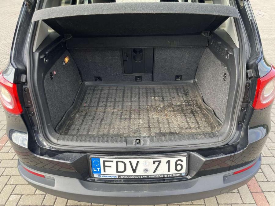 Melns Volkswagen Tiguan 2010 Kauņa, ar dzinēja tilpumu 1.97 L un nobraukumu 337 tūkst. km par 3100 €, foto 21 vietnē AUTOMOTO.COM.LV