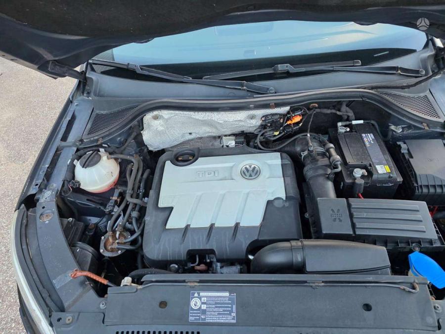 Melns Volkswagen Tiguan 2010 Utena, ar dzinēja tilpumu 1.97 L un nobraukumu 380 tūkst. km par 2490 €, foto 18 vietnē AUTOMOTO.COM.LV