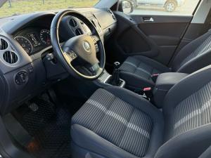 Melns Volkswagen Tiguan 2010 Rīga, ar dzinēja tilpumu 1.40 L un nobraukumu 217 tūkst. km par 6600 €, foto 10 vietnē AUTOMOTO.COM.LV